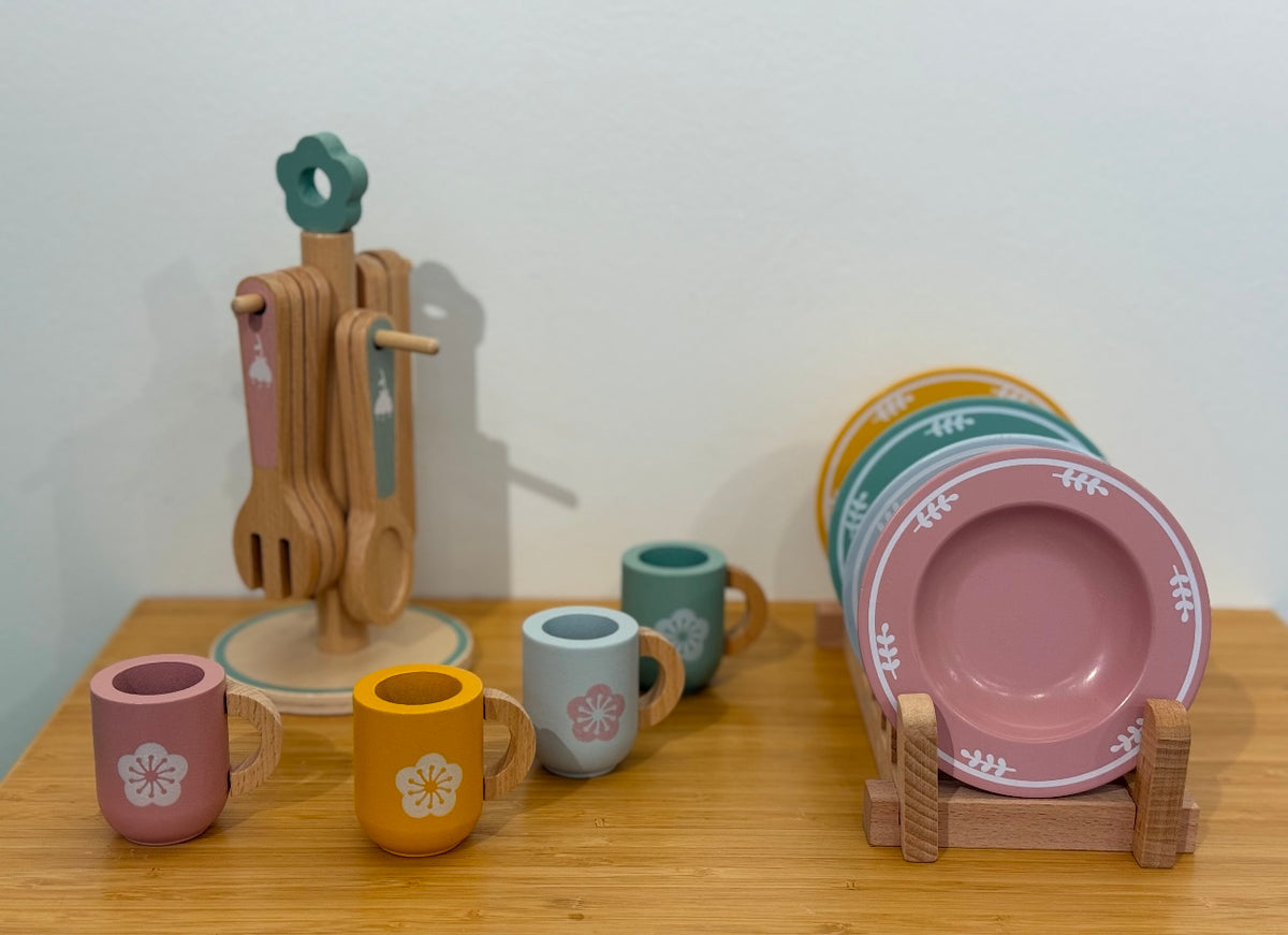 Play Dinnerware Set – Posey & Jett’s